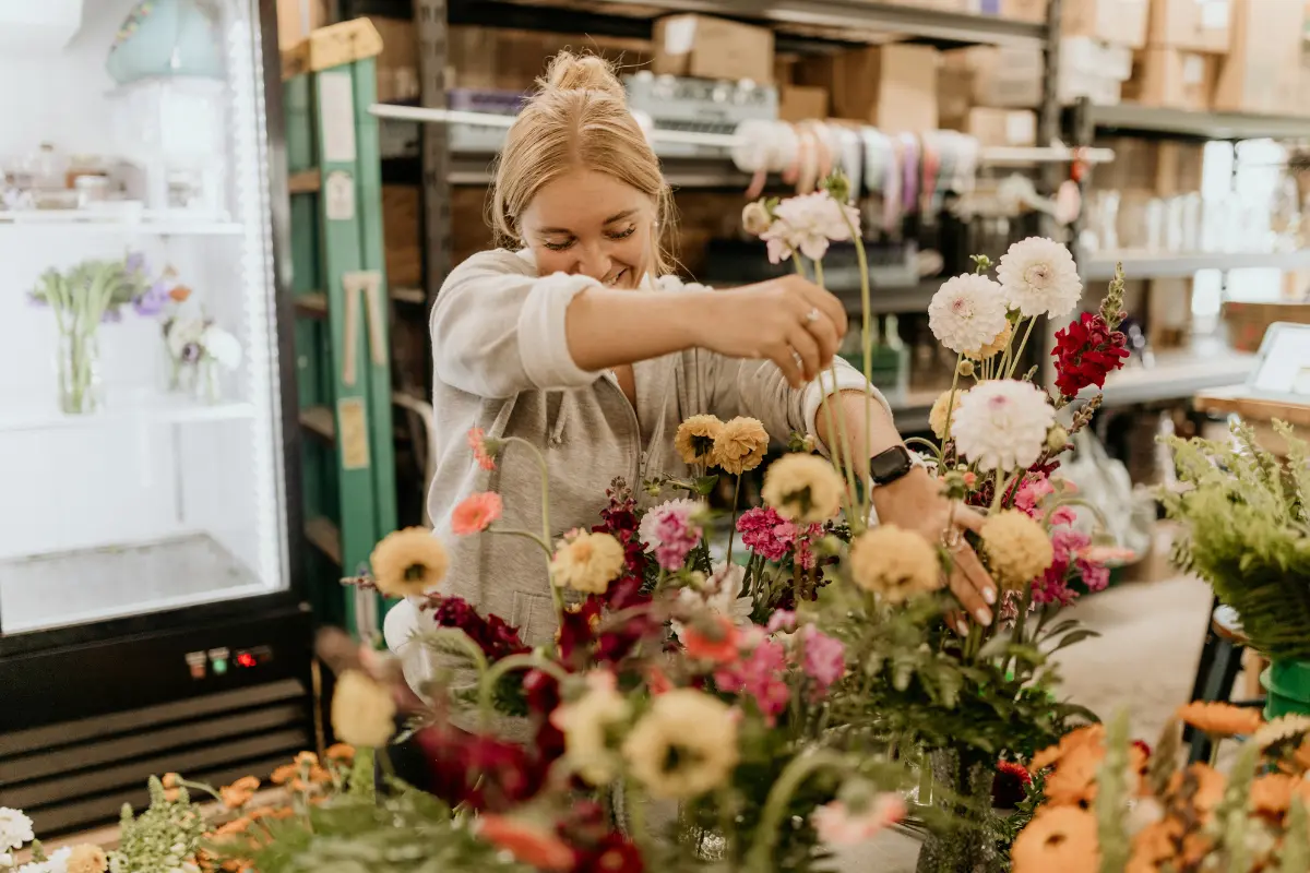 Mastering Floral Design: Essential Mechanics & Tools